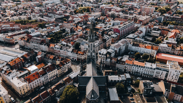 Exploring EDHEC Business School: A Look at the Lille Campus